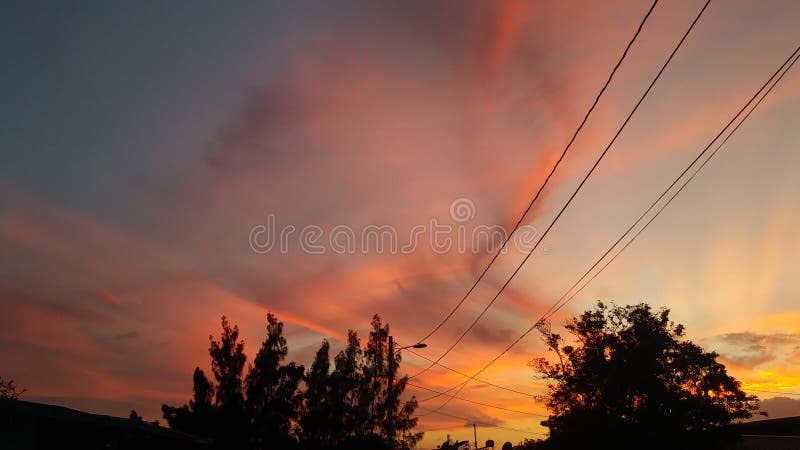 Backyard sunset stock image. Image of house, sunset - 122223995