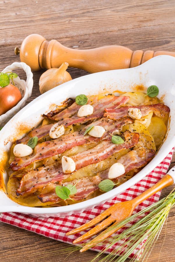 Bacon potato casserole stock image. Image of chilli, meal - 31586163