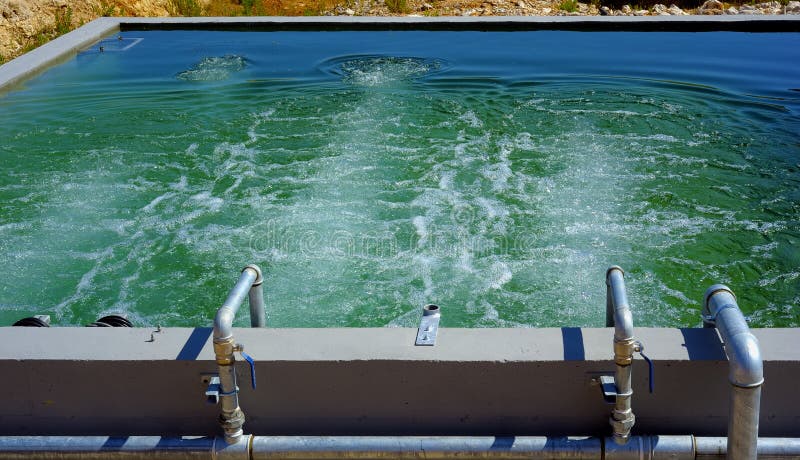 Bad Voor Het Water Van De Oxydatieafvalverwerking Stock Afbeelding ...