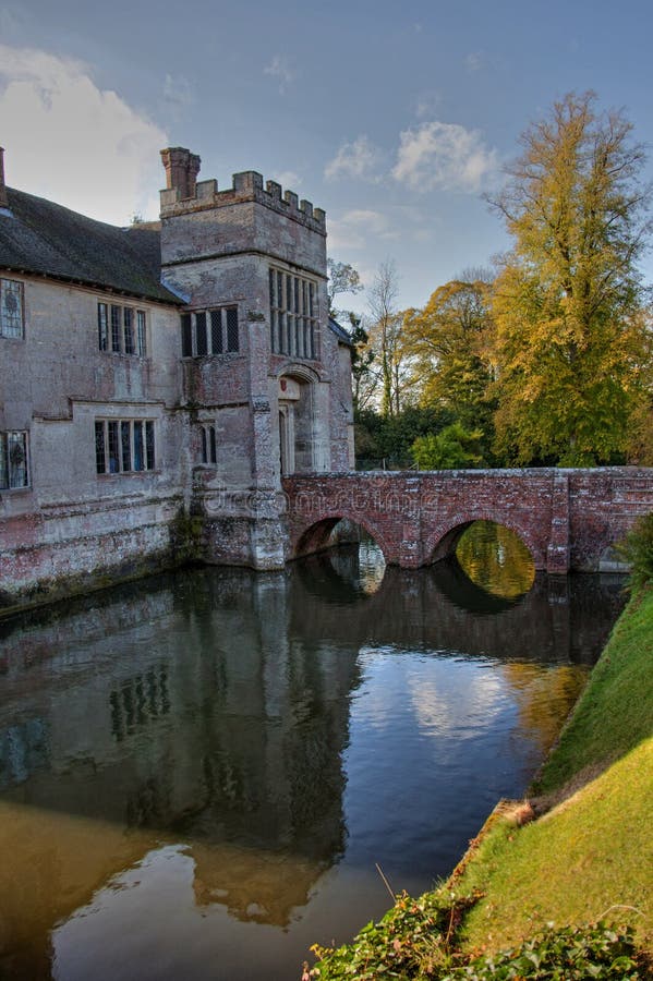 Baddesley Clinton estate stock image. Image of aristocracy - 39327687