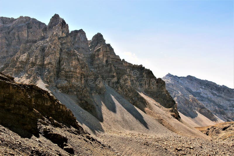 Bergiga Landforms, Berg, Vildmark, Ridge Bild. Bild: 100341372
