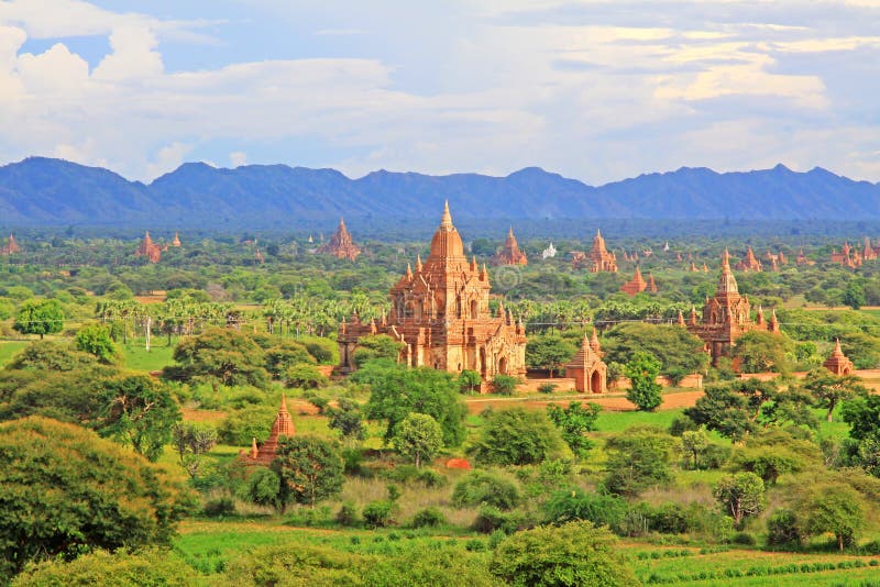 Bagan Archaeological Zone Panorama, Myanmar Imagen de archivo - Imagen ...