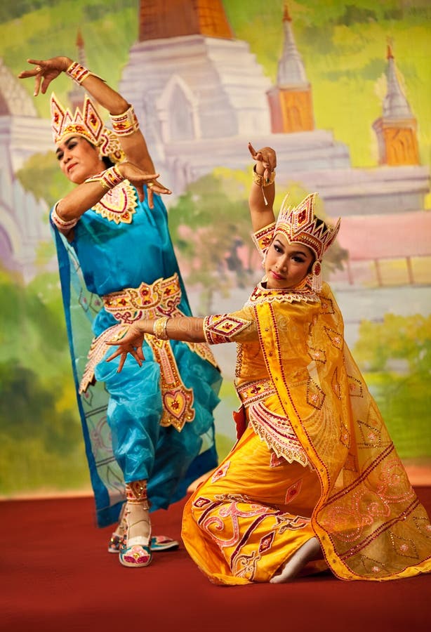 Bagan Dance, Myanmar editorial image. Image of dance - 24329195