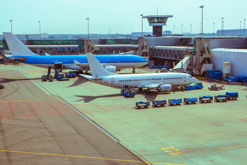 Lanseria Airport - SAA - Mango - Boeing 737-8BG Editorial Image - Image ...
