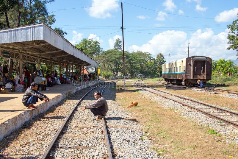 BAGO, MYANMAR - November 16, 2015: Passengers Waiting for the D ...