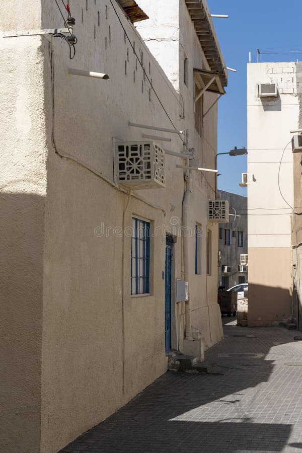 Bahrain - Muharraq - Pearling Path Alley Stock Image - Image of ...