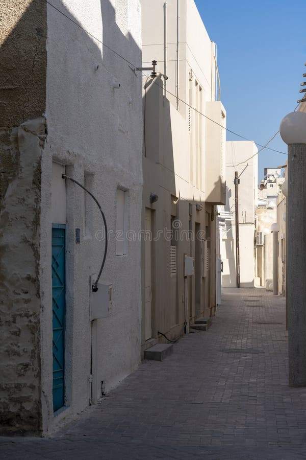 Bahrain - Muharraq - Pearling Path Alley Stock Image - Image of ...