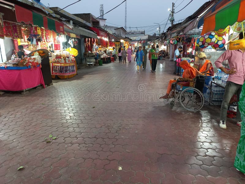 Bahu Fort Ist Ein Beliebtes Touristenziel in Jammu India Redaktionelles ... Bahu Fort Ist Ein Beliebtes Touristenziel in Jammu India Redaktionelles ...