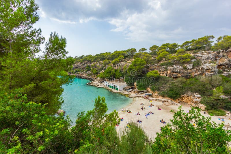 La Belle Plage De Cala Pi En Majorque, Espagne Photo stock - Image du ...