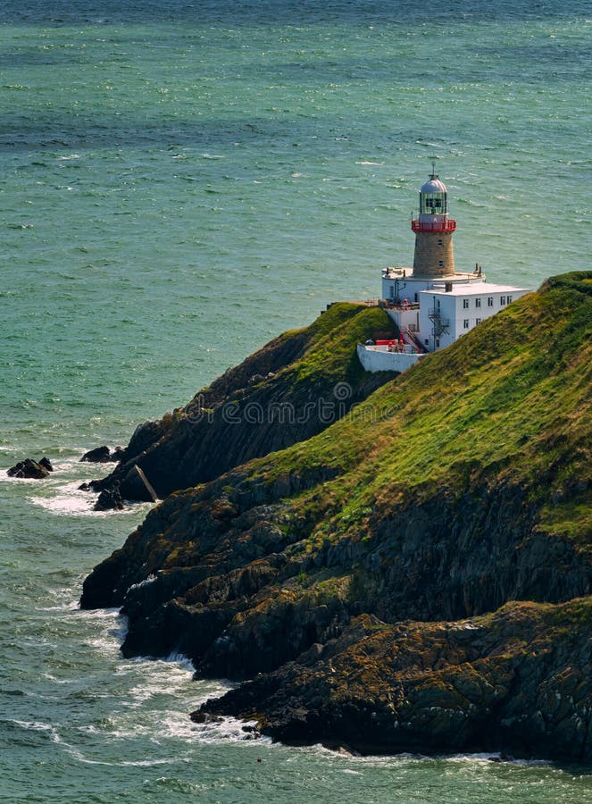 Baily Lighthouse Dublin Irland Stock Image - Image of beach, lighthouse ...