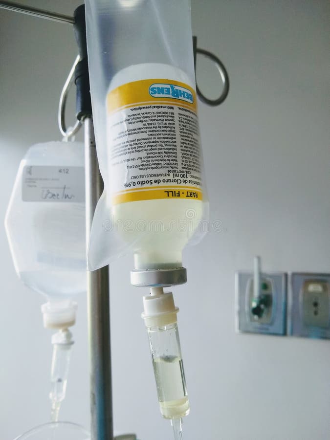 Pompe D'infusion D'hôpital Utilisée Pour Administrer Des Fluides Aux ...