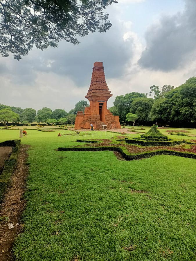 Bajang Ratu Temple,trowulan,east Java Stock Image - Image of ruins ...