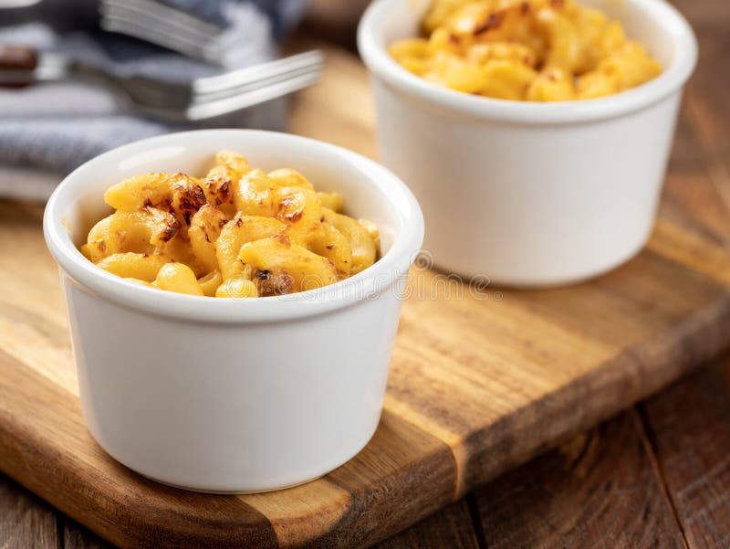 Baked Macaroni and Cheese in a White Cuo Stock Image - Image of dinner ...