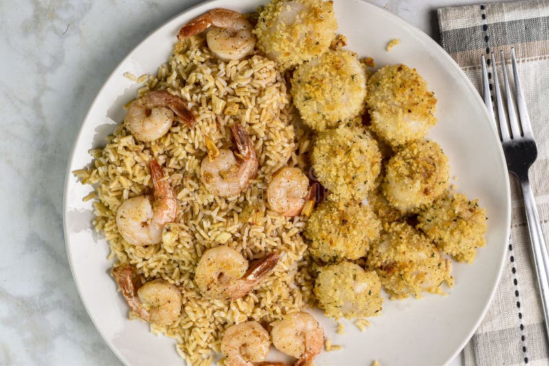 Baked Scallops Ith Brown Rice and Shrimp Stock Image - Image of dinner ...