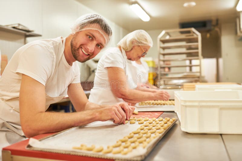 Baker Apprentice in Training Bakes Vanilla Crescents Stock Image ...