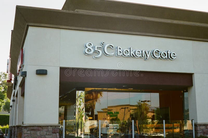 Bakery Cafe editorial photography. Image of architecture - 33214817