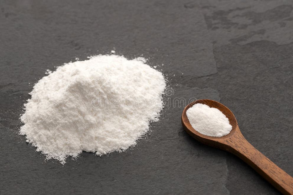 Baking Soda - Crystalline Solid Compound in Spoon Stock Illustration ...