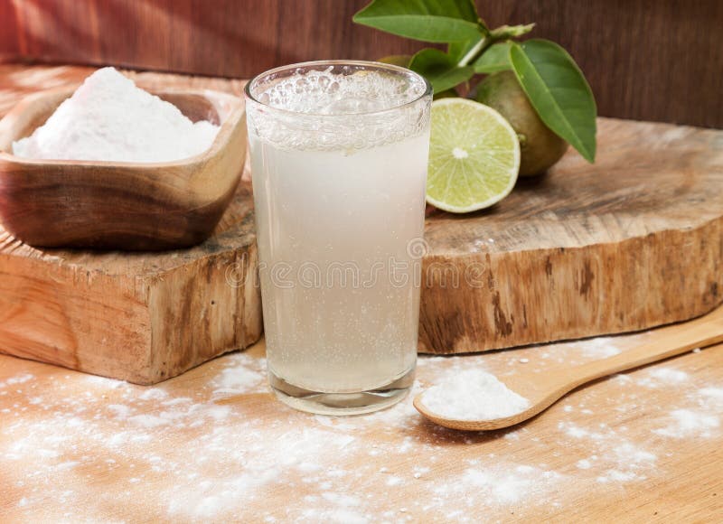 Baking Soda - Sodium Bicarbonate, Water and Lemon Stock Photo - Image ...