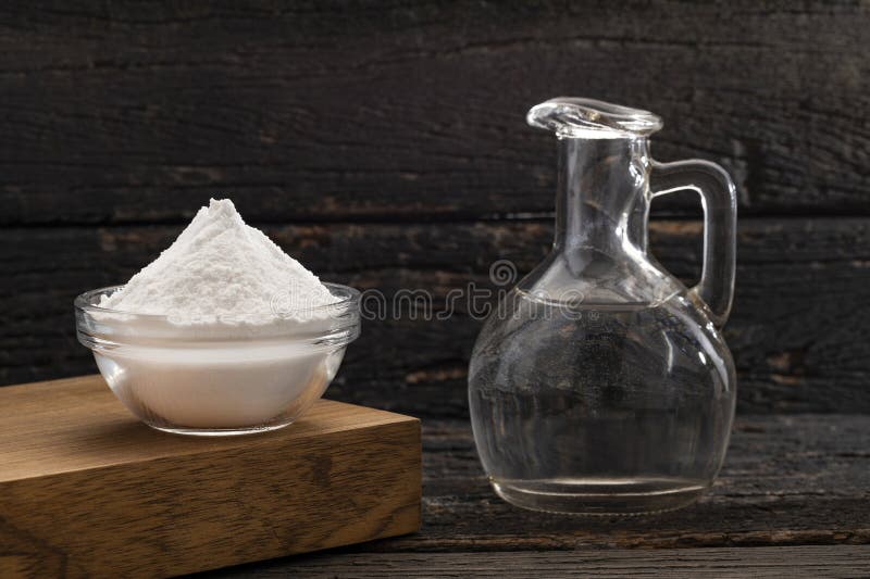 Baking Soda and Vinegar - Cleaning Mixture Stock Image - Image of ...