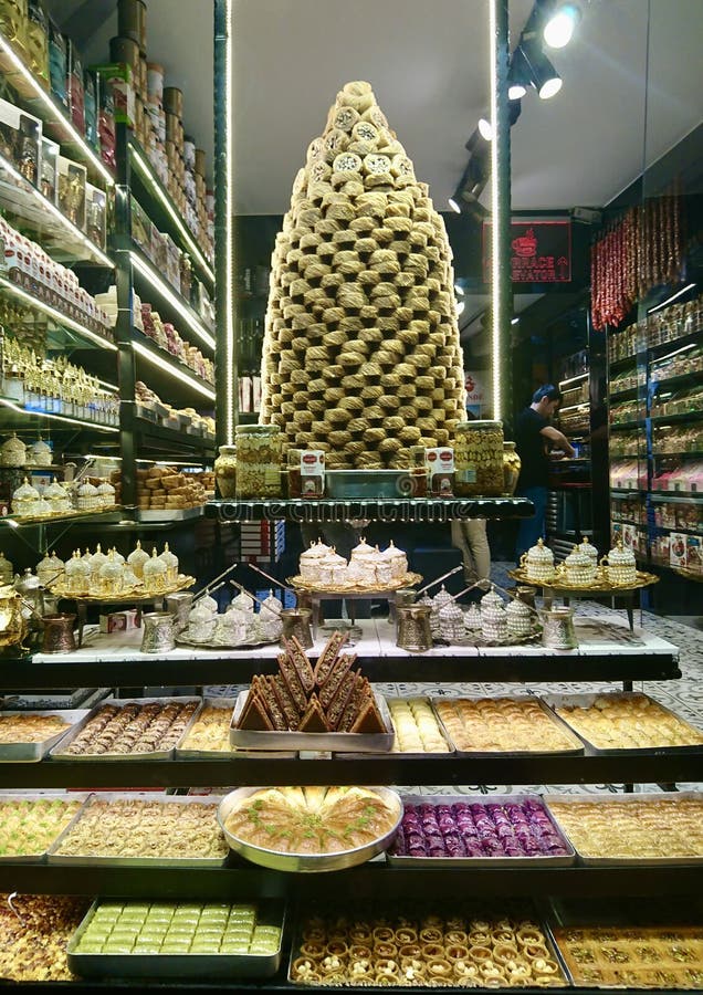 Baklava Decorations at a Pastry Shop in Istanbul Editorial Stock Photo ...