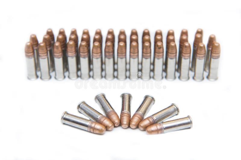 Bala Para El Arma En El Fondo Blanco Imagen de archivo - Imagen de ...