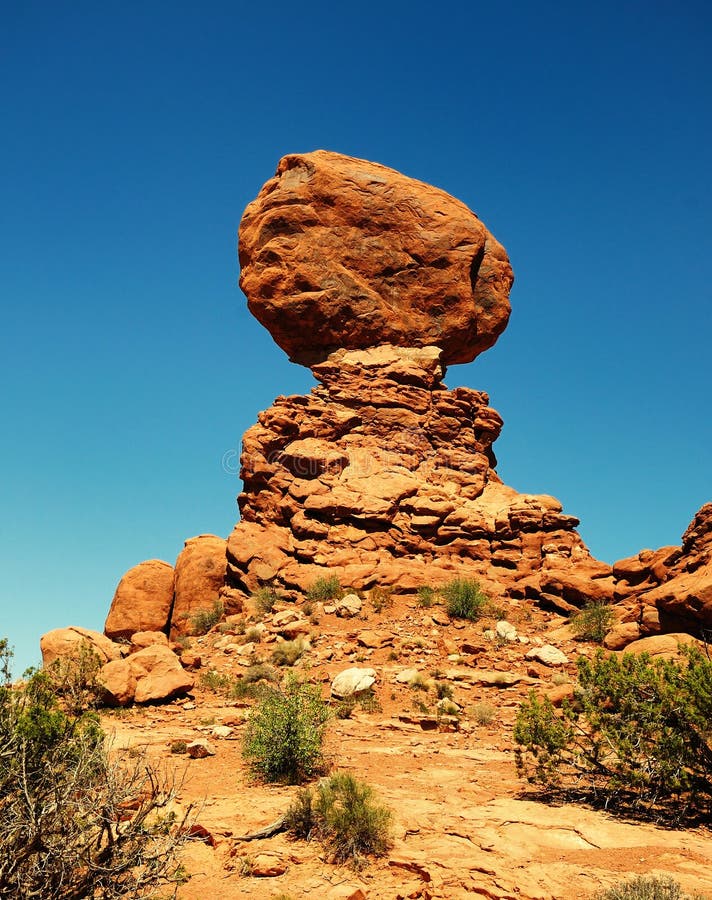 Balanced rock stock image. Image of green, horizontal - 25099507