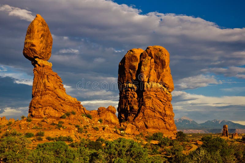 Balanced Rock Sunset stock photo. Image of erosion, america - 29372586