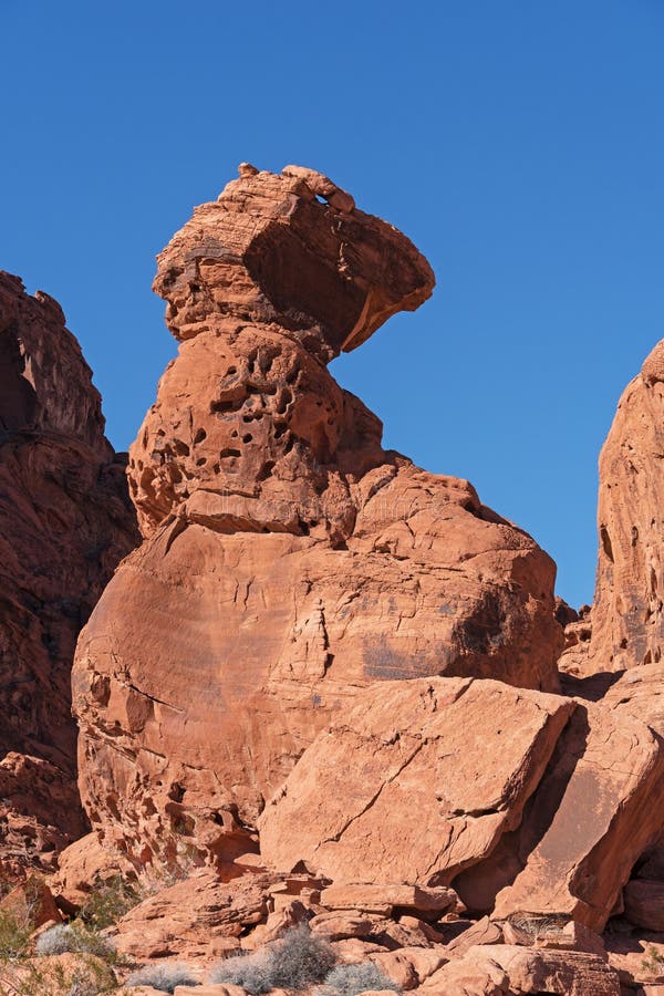 Balanced Rock in Valley of Fire State Park Stock Image - Image of park, nature: 309562265
