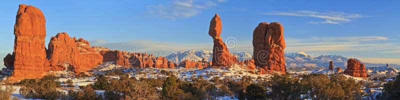 Balanced Rock Winter Panorama Stock Photo - Image of rock, states: 28356582
