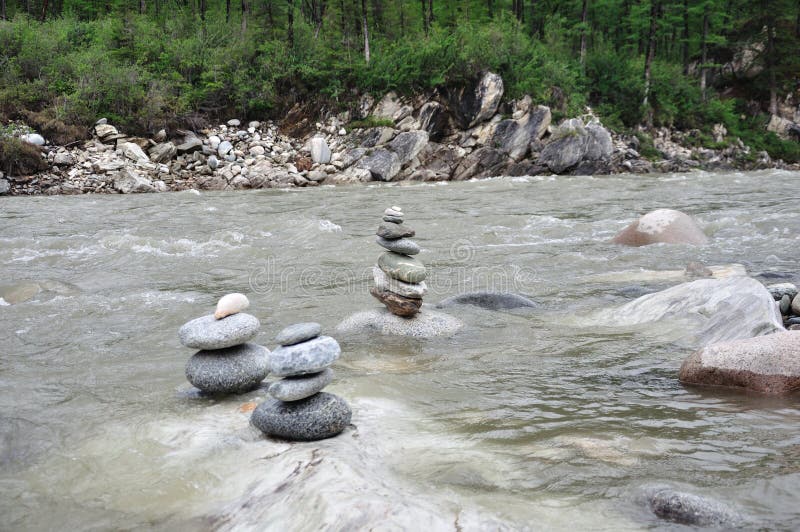 Balanced Zen Stones in River Stock Photo - Image of flows, unique: 20774986