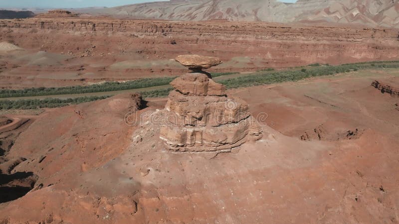 The Balancing Stone Called Mexican Hat Rock in Utah. Mexican Hat at ...
