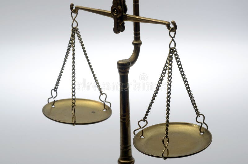 Balanza de oro imagen de archivo. Imagen de antiguo, escala - 79419923