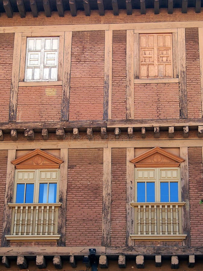 Balcon Traditionnel, Poble Espanyol, Barcelone Photo stock éditorial ...