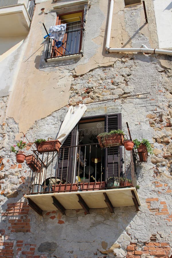 Italian Ornate Wrought Iron Balconies Stock Photos - Free & Royalty ...