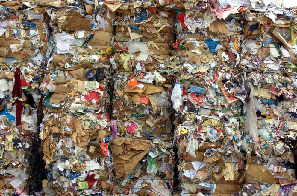 Pakken gerecycled papier stock foto. Image of karton, kleurrijk - 7629978