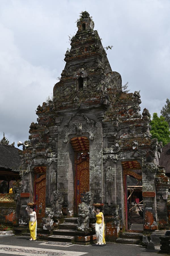 The Temples of Bali editorial photo. Image of buddha - 262062316