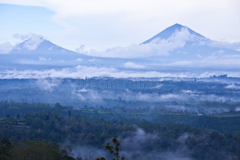 Widok Góra Batur - Aktywny Wulkan W Bali (Gunung Batur) Obraz Stock ...