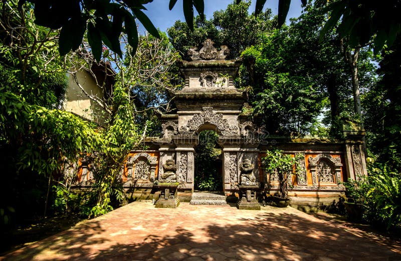 Balinese gate stock photo. Image of indonesia, beautiful - 27874582