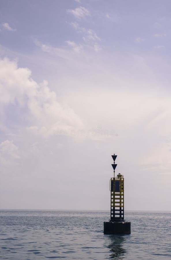 1,864 Balise En Mer Photos libres de droits et gratuites de Dreamstime