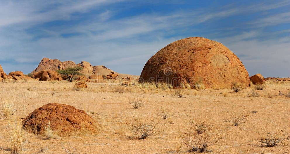 Ball-Shaped Rocks stock photo. Image of desert, landscape - 16387152