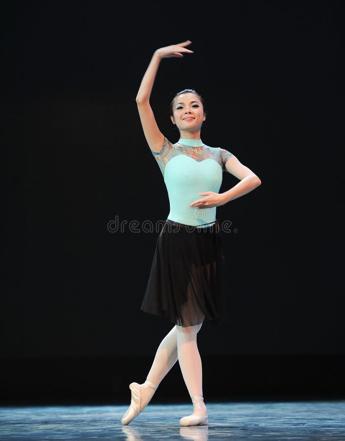 Ballet Classique : Valse Des Fleurs Image stock éditorial - Image du ...