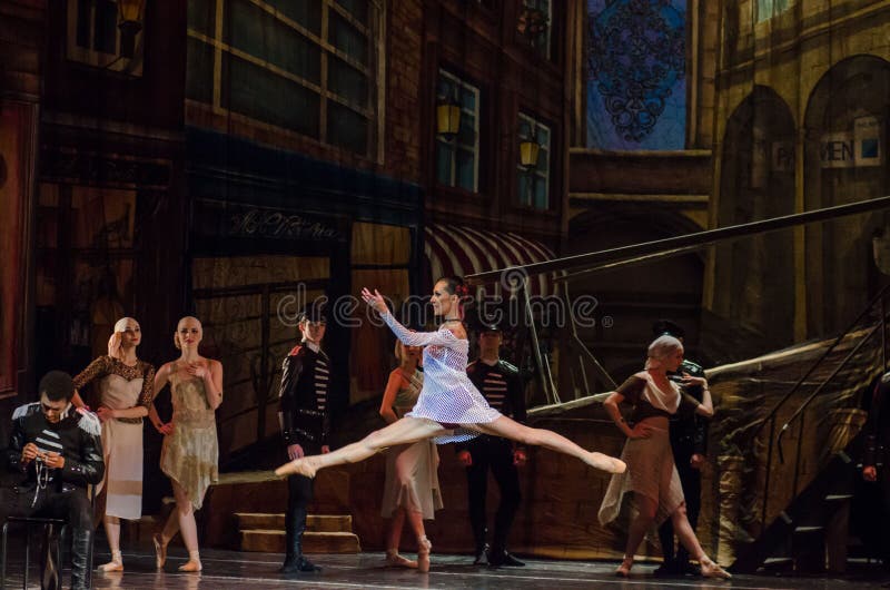 Ballet Moderno Carmen Y Jose Foto editorial - Imagen de orquesta ...