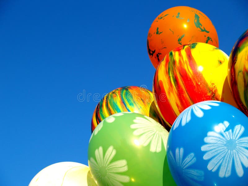 Ballone stockbild. Bild von gelb, purpurrot, blau, grün - 2924933