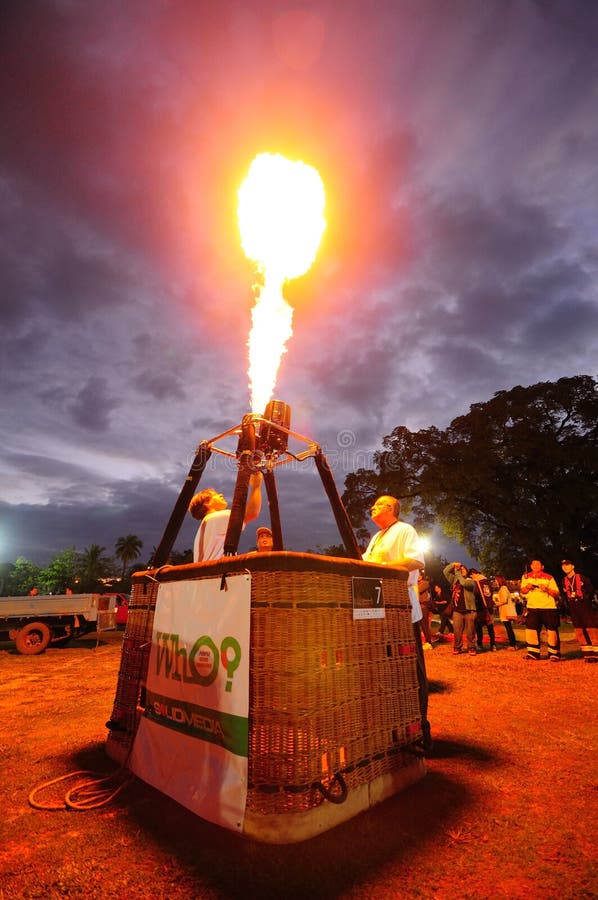 Balloon Burner testing editorial image. Image of leisure - 22178230