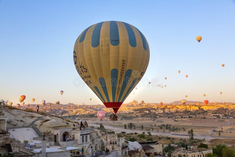 The Balloon Flight, the Great Tourist Attraction of Cappadocia ...