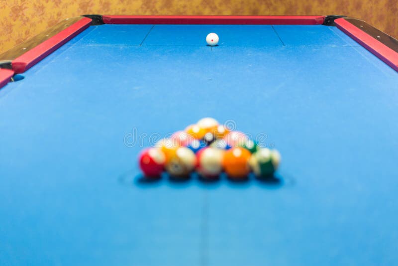 Balls racked on pool table stock image. Image of billiards - 55952497