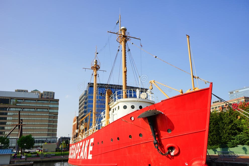 Baltimore Inner Harbor Boat Editorial Stock Photo - Image of bank ...