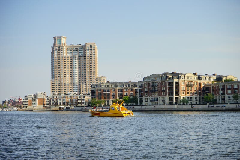 Baltimore Inner Harbor Boat Editorial Stock Image - Image of green ...