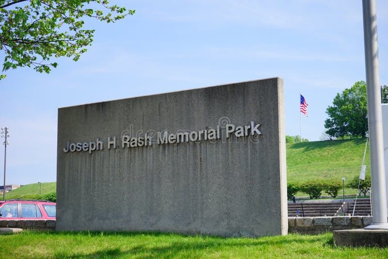 Baltimore Inner Harbor Park Editorial Photo - Image of city, attraction ...