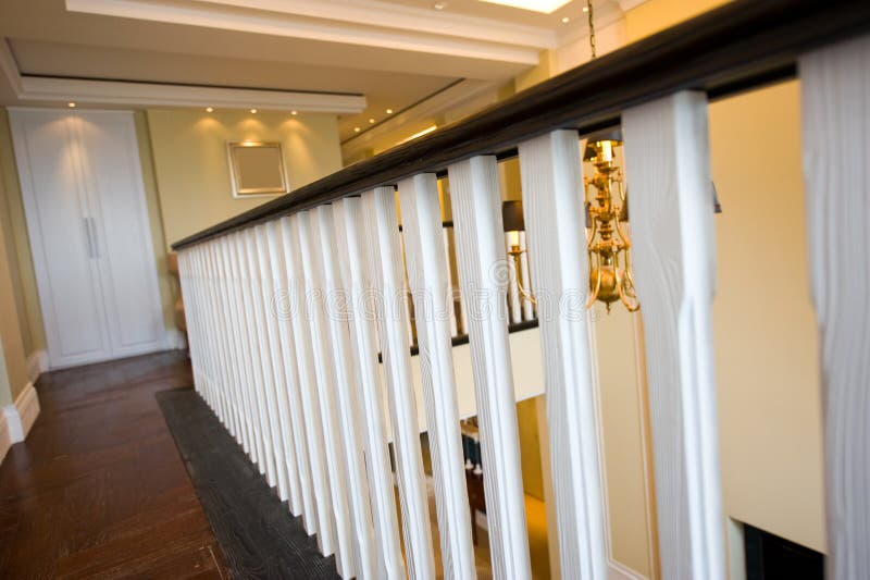 Balustrade Dans La Maison Moderne Image stock - Image du construction ...
